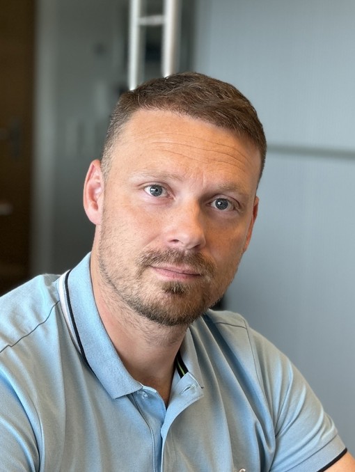 Waste disposal is the shared responsibility of the industry